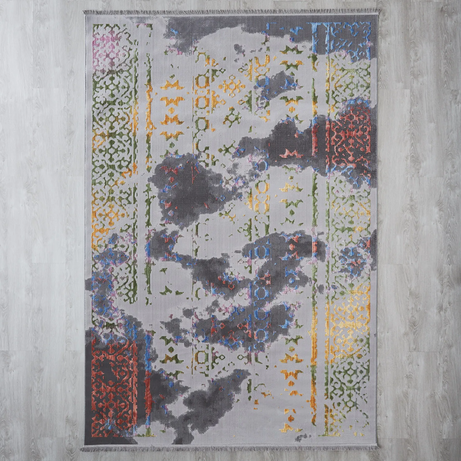 Distressed border floor rug - Medium 200cm x 300cm