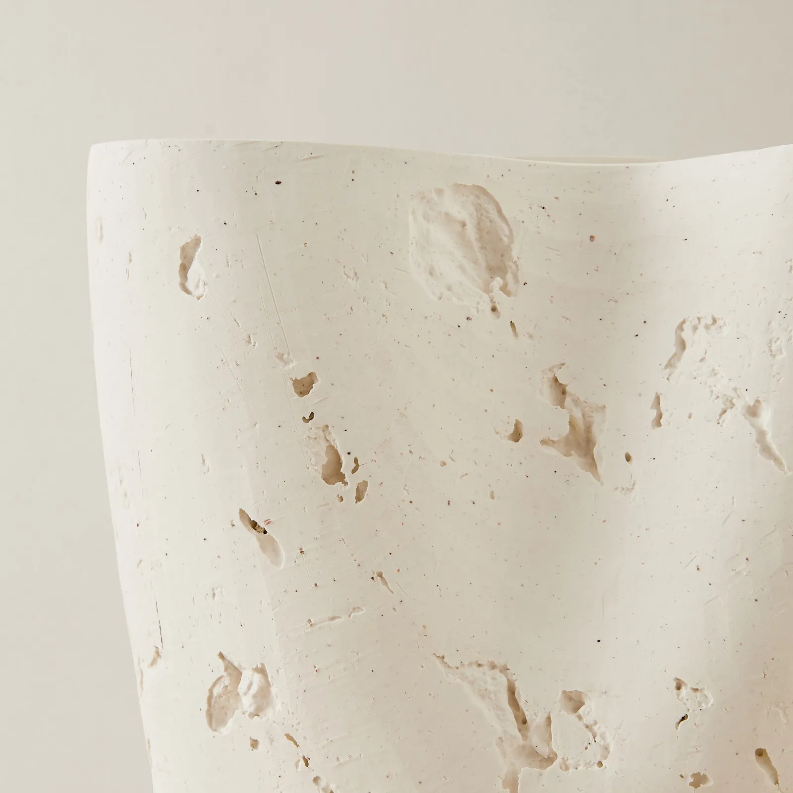 Zinnia 50cm White Cast Stone Ceramic Vase | Koala Living