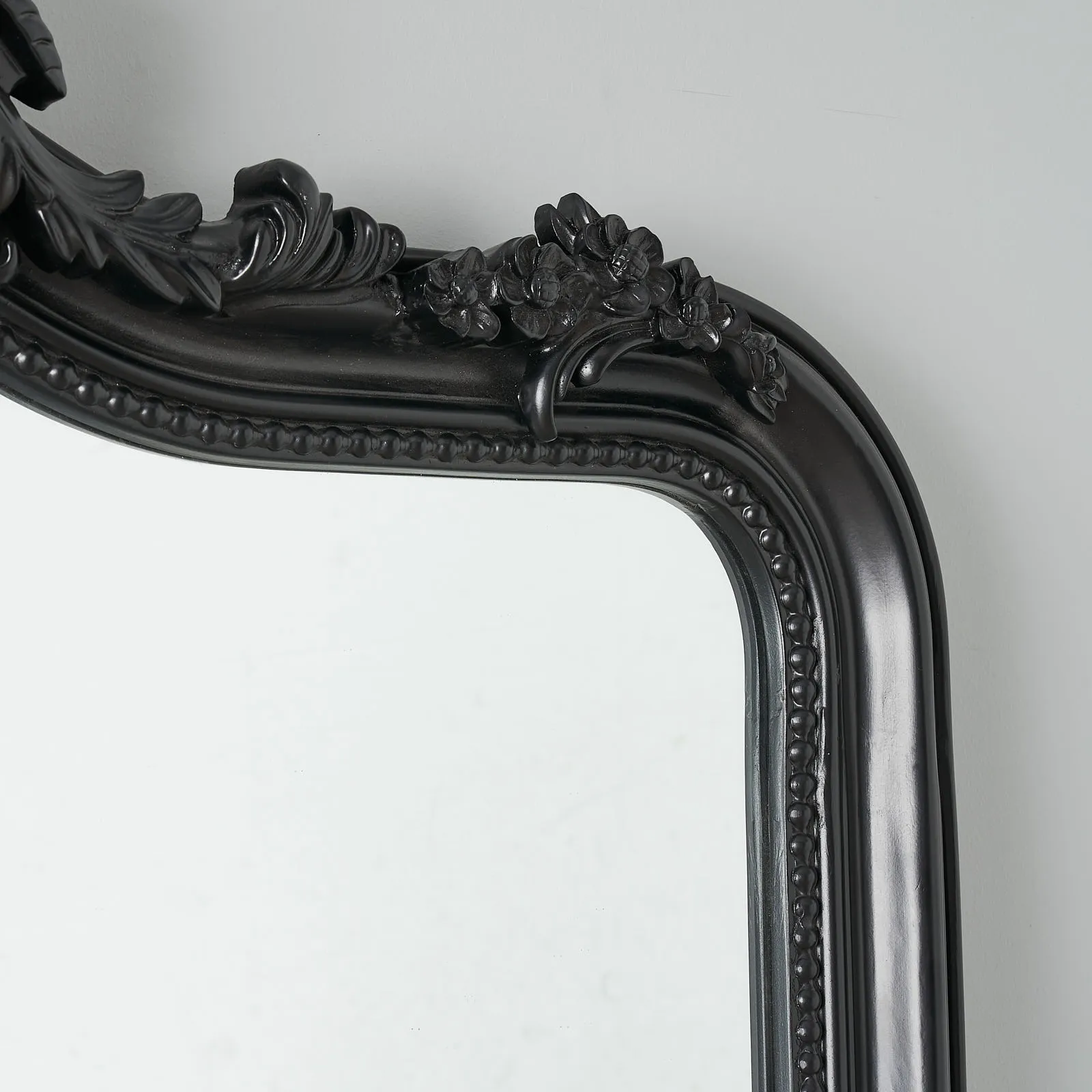 Circe Black Wooden Mirror