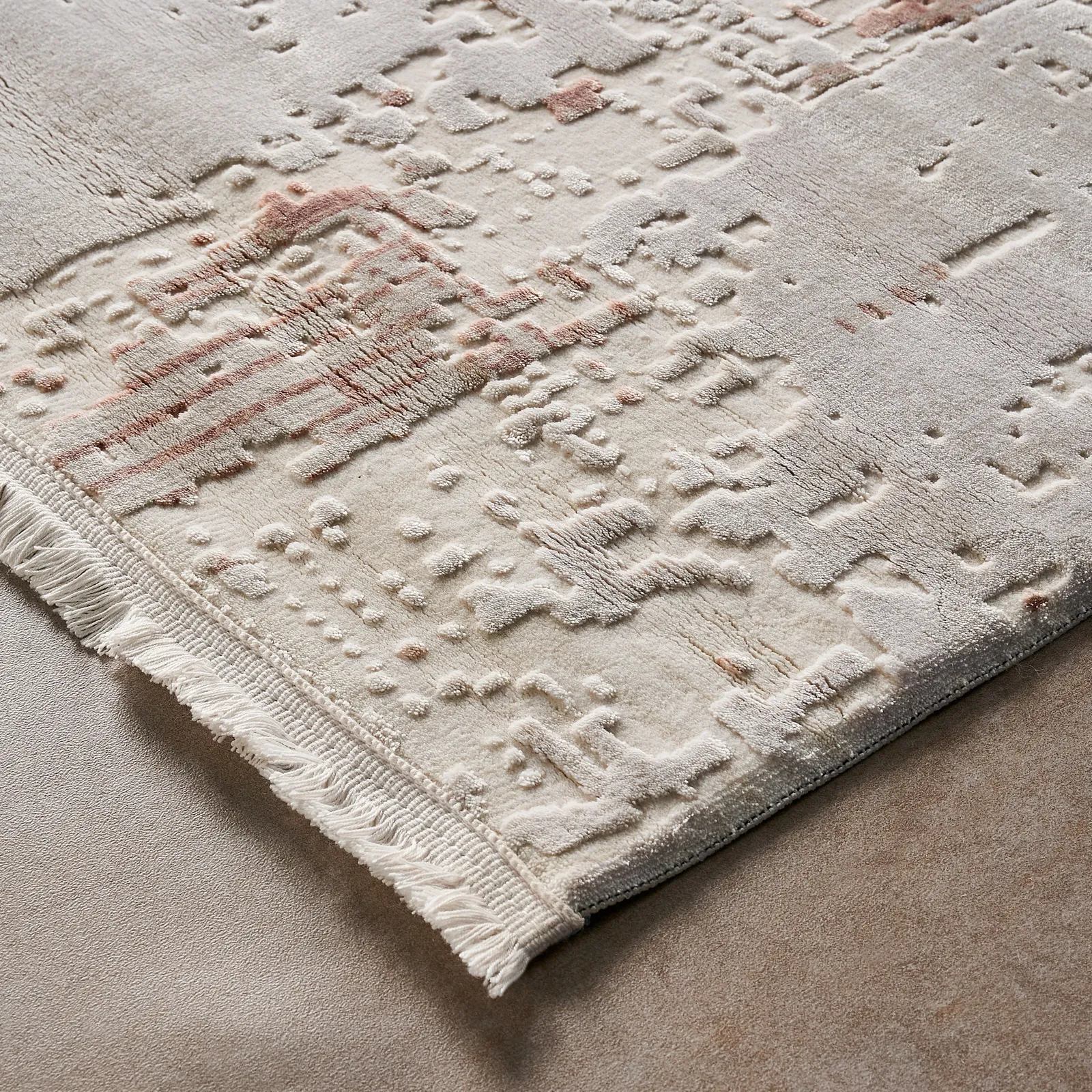 Soraya Floor Rug - Large 240cm x 340cm