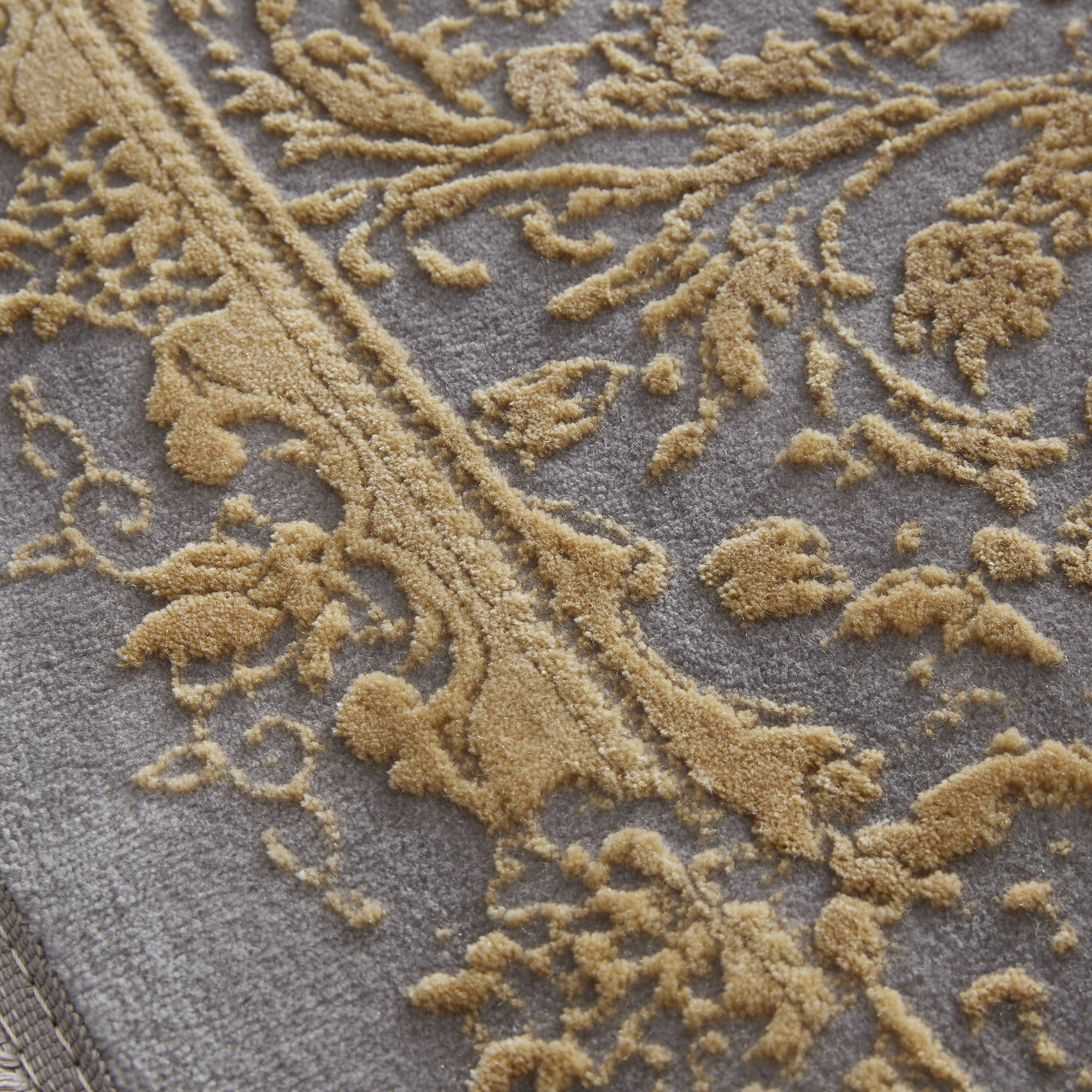 Czarina Floor Rug - Large 247cm x 359cm