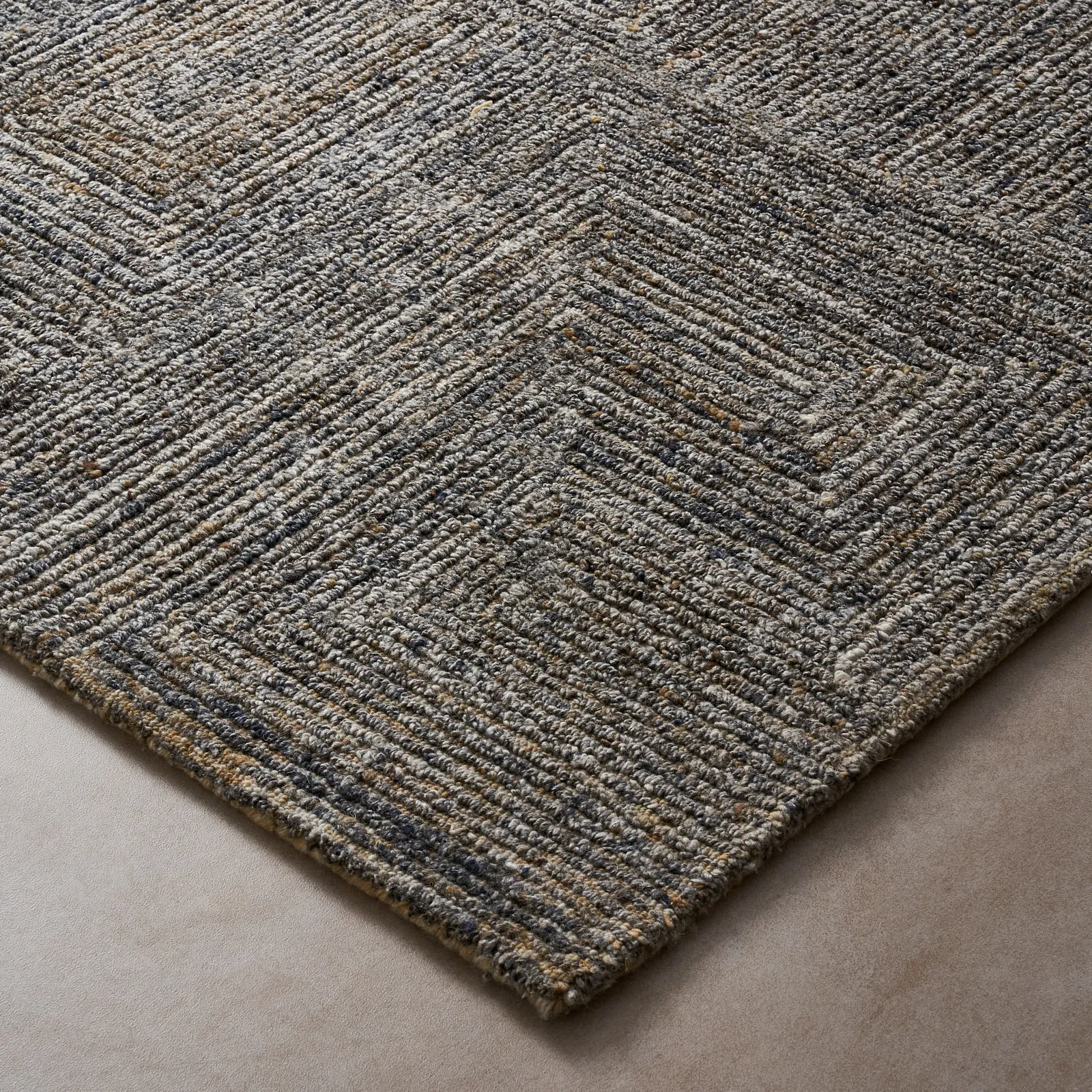 Messina Sponge Floor Rug - Large 250cm x 350cm