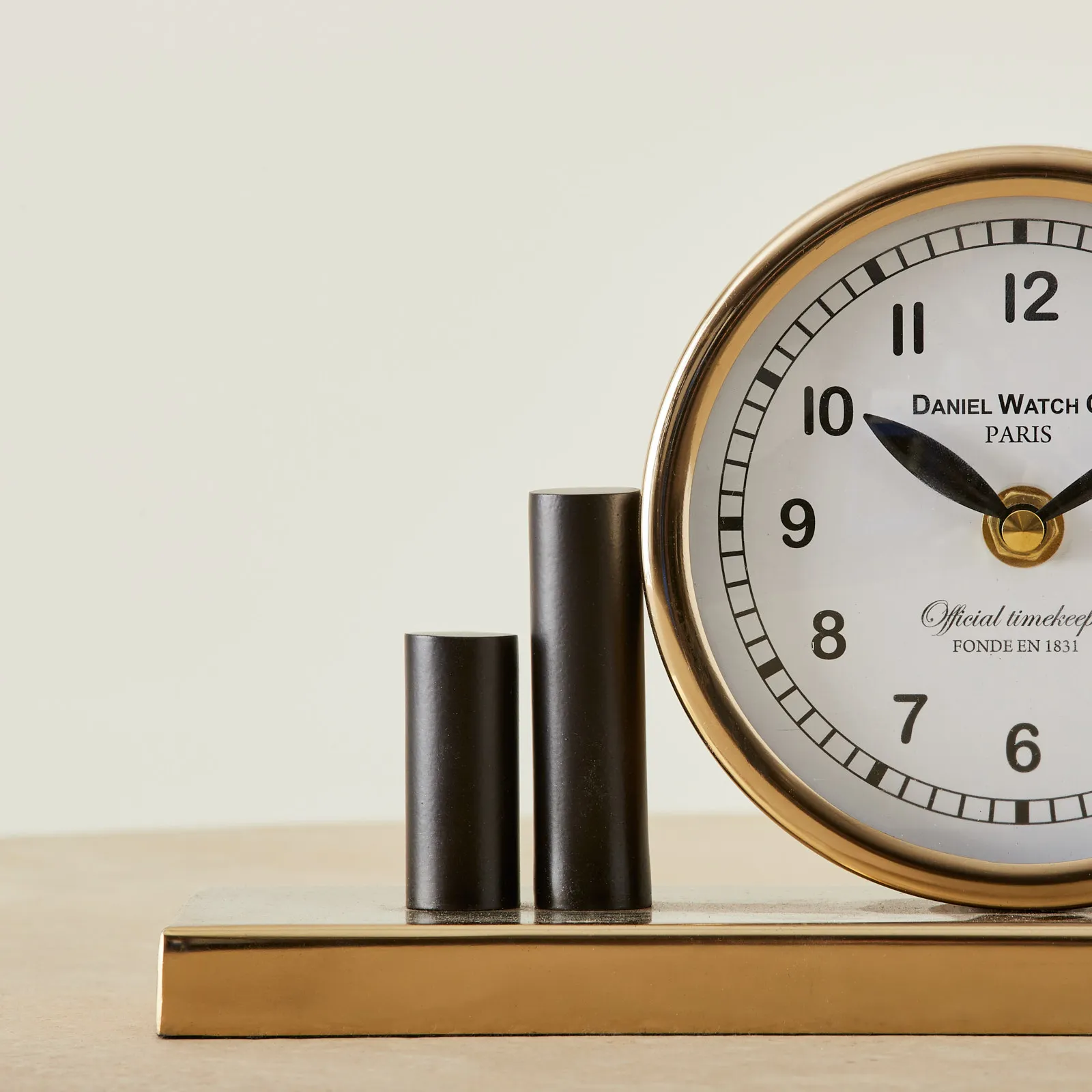 Glen Table Clock | Koala Living