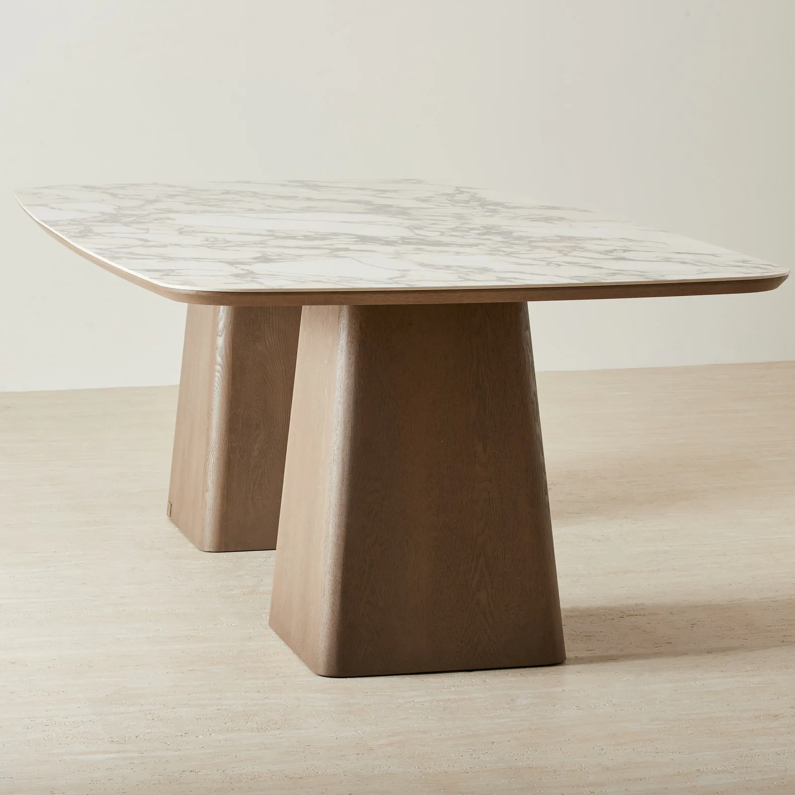 Dunstan Calacatta Viola Sintered Stone Rectangular Dining Table ...